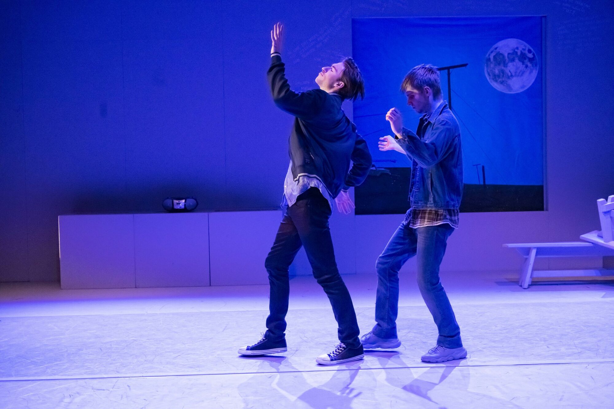 move. – Theater Krefeld und Mönchengladbach